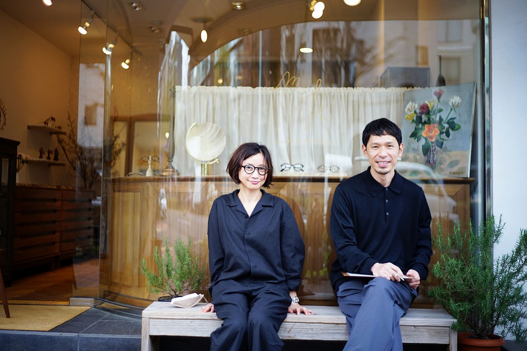 HibiMegane ONLINE SHOP / 強度近視でもキレイになれる！【AKITTO：アキット】の魅力とは